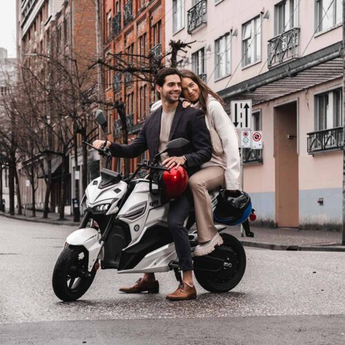 Gio S2000 72V Electric Limited Speed Motorcycle